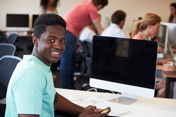 Trade Schools in Chicago | See Training Info & Hot Careers